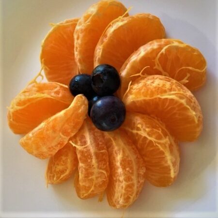 How to make a fun snack out of a tangerine - Lovely Mango